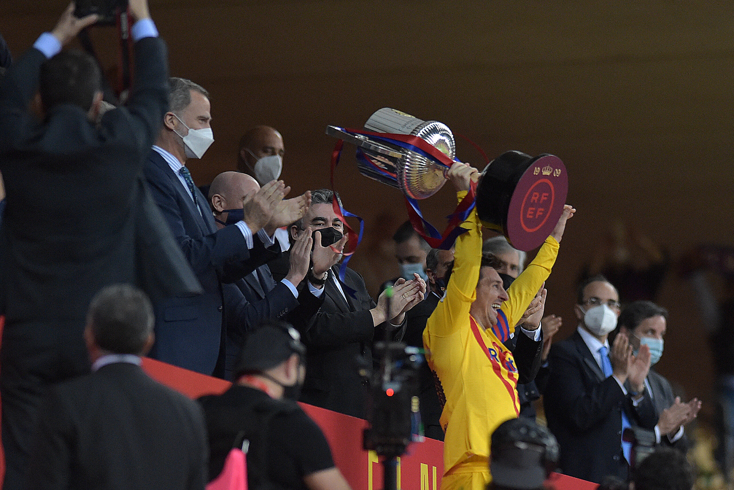 El Rey ha vuelto. Messi gana su décima Copa - Escaparate